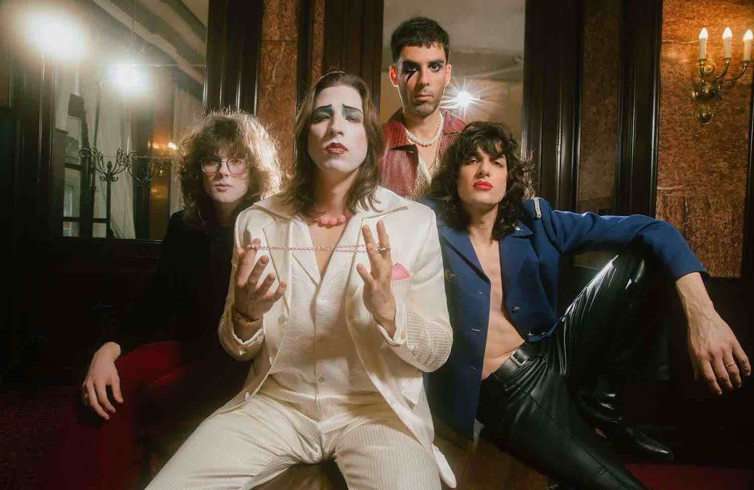 Tixa // Ivan & The Parazol - Belle Époque főpróba // Turbina, Nagyterem